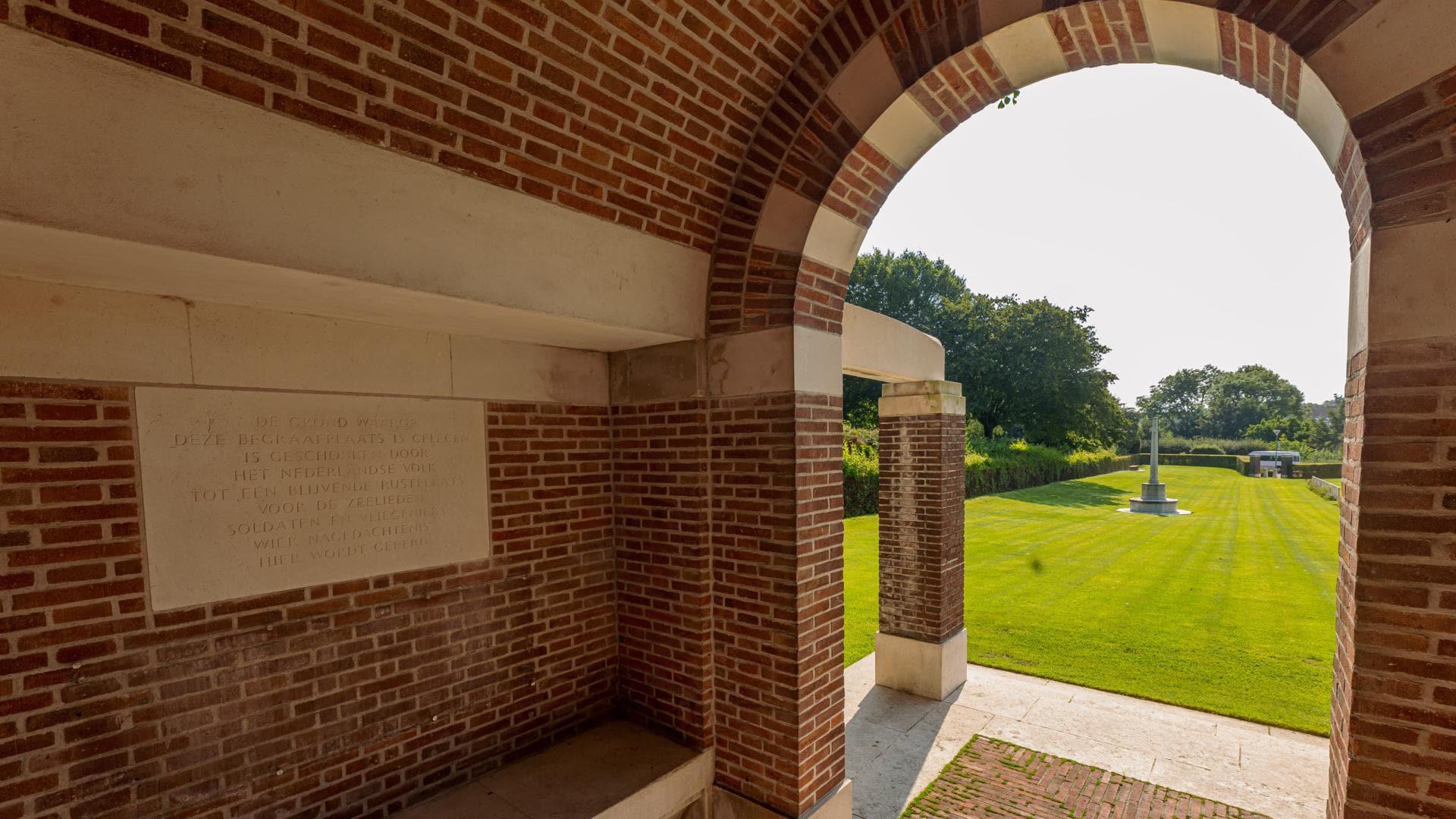 Stichting Brunssum War Cemetery – Lest we forget